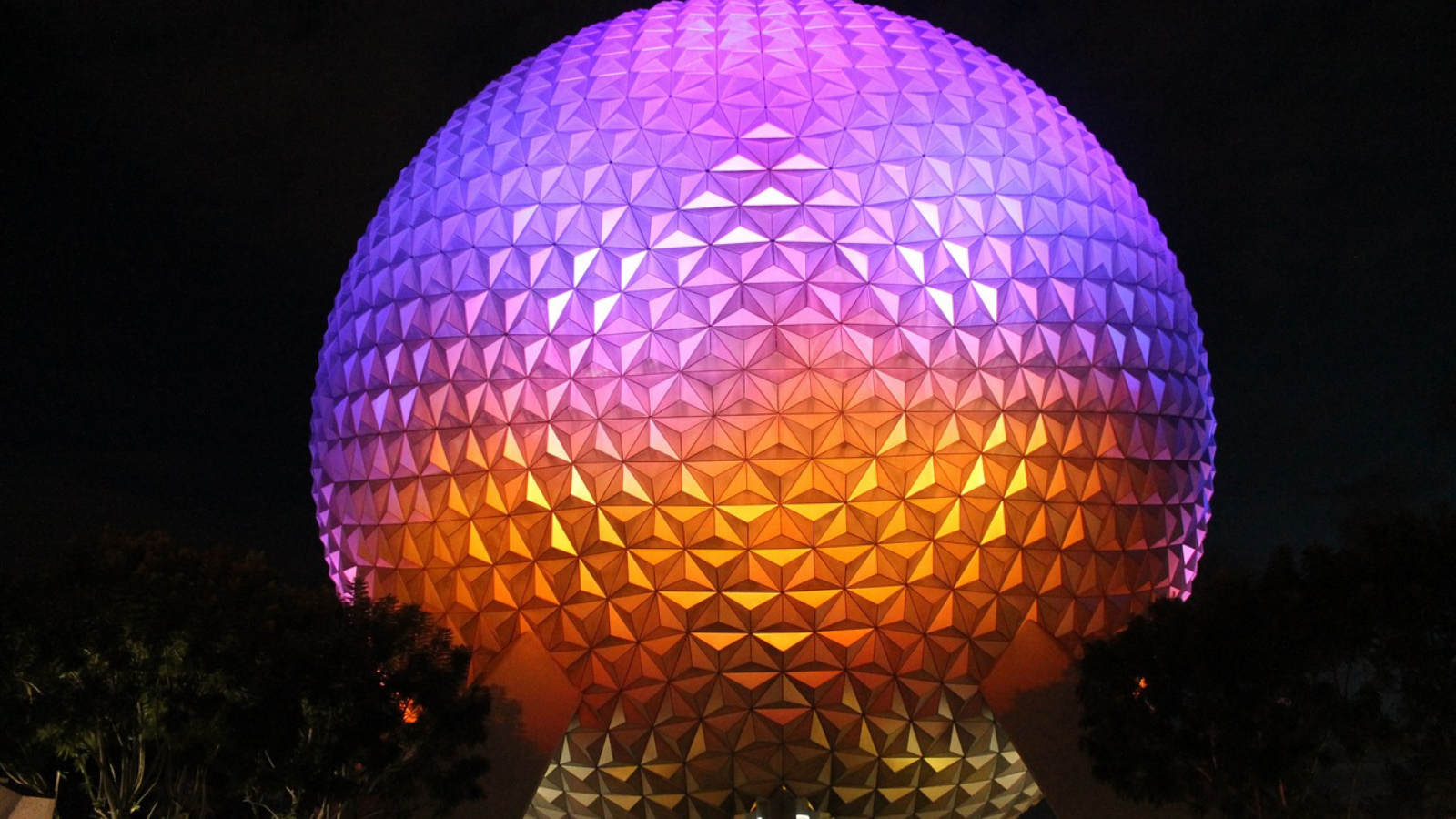 Exploring the Different Worlds of EPCOT - Me and the Mouse Travel